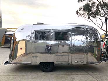 1964 Airstream Globetrotter - Aluminia