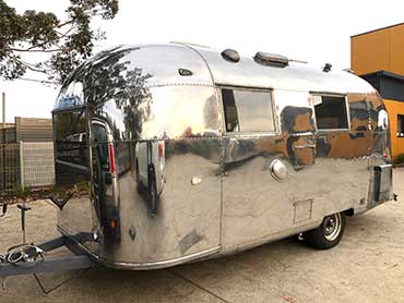 1964 Airstream Globetrotter - Aluminia