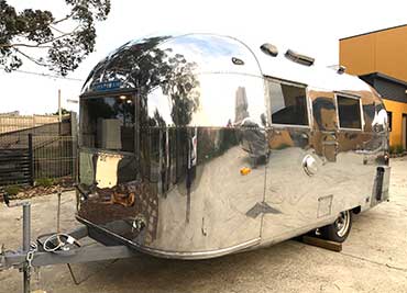1964 Airstream Globetrotter - Aluminia