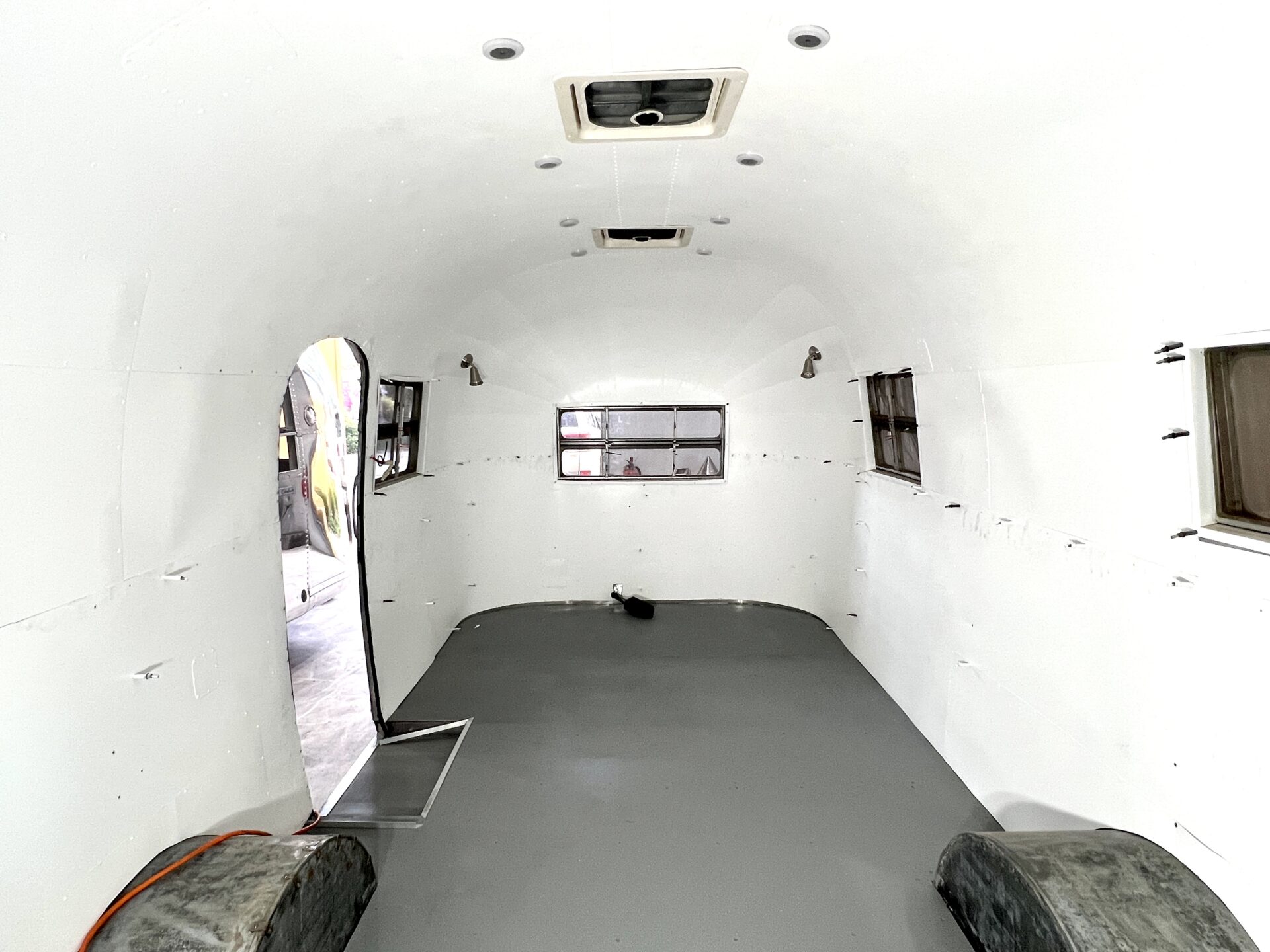 1952 Airstream Flying Cloud - Aluminia